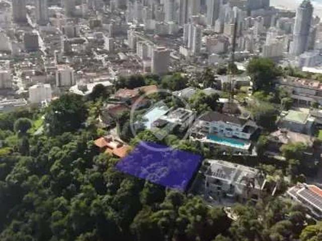 Terreno em Condomínio para Venda em Santos/SP Marapé