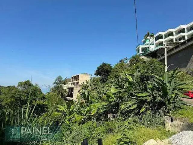 Terreno em Condomínio para Venda em Santos/SP Marapé