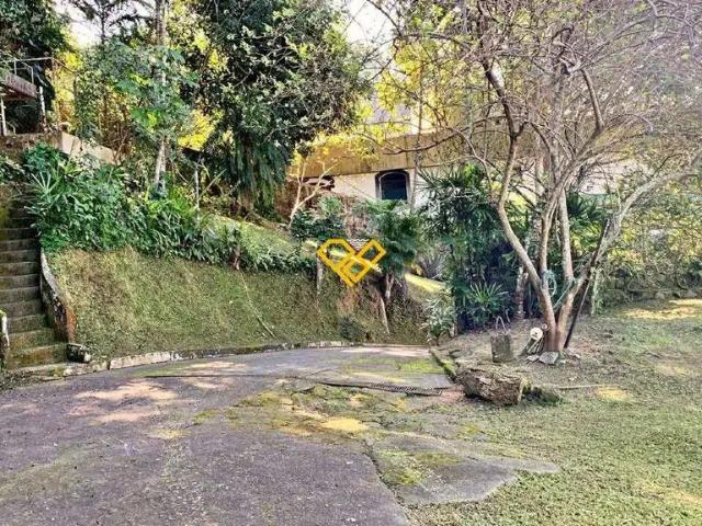 Terreno em Condomínio para Venda em Santos/SP Morro Santa Terezinha