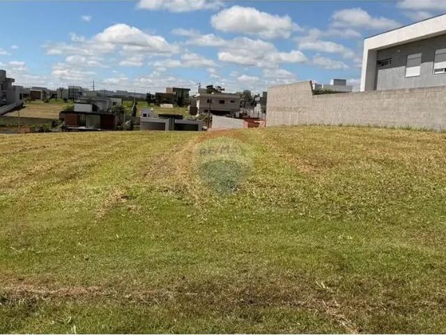 Terreno em Condomínio para Venda em Salto de Pirapora/SP Centro