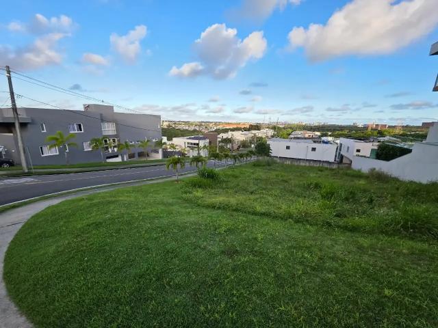 Terreno em Condomínio para Venda em Salvador/BA Alphaville II