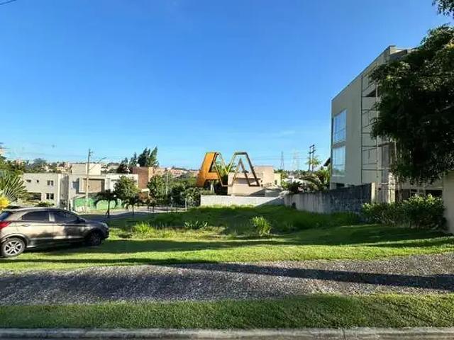 Terreno em Condomínio para Venda em Salvador/BA Alphaville II