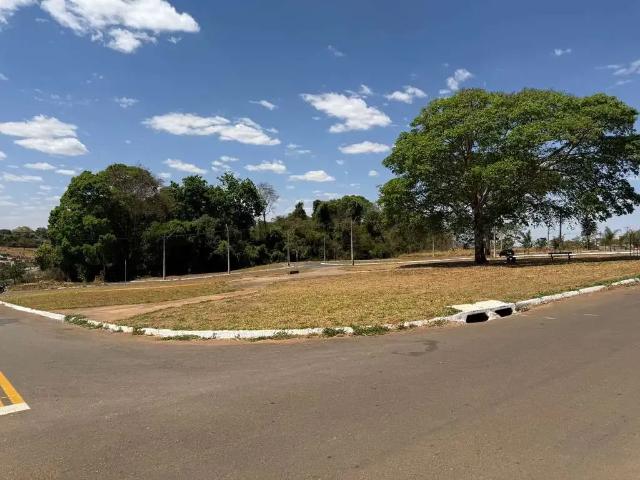 Terreno em Condomínio para Venda em Senador Canedo/GO Residencial Parque das Flores