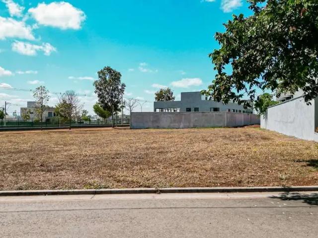 Terreno em Condomínio para Venda em Senador Canedo/GO Terras Alpha Residencial 1