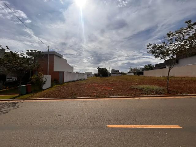 Terreno em Condomínio para Venda em Senador Canedo/GO Terras Alpha Residencial 2