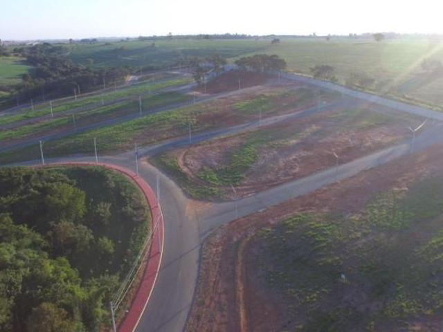 Terreno em Condomínio para Venda em Sorocaba, Wanel Ville