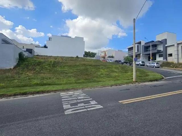 Terreno em Condomínio para Venda em Sorocaba/SP Morros