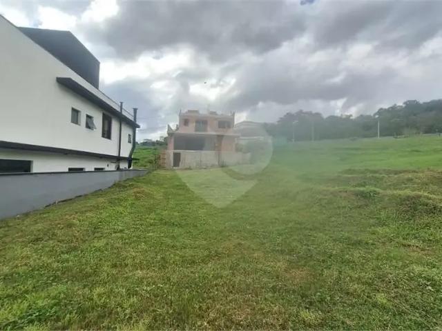 Terreno em Condomínio para Venda em Sorocaba/SP Além Ponte