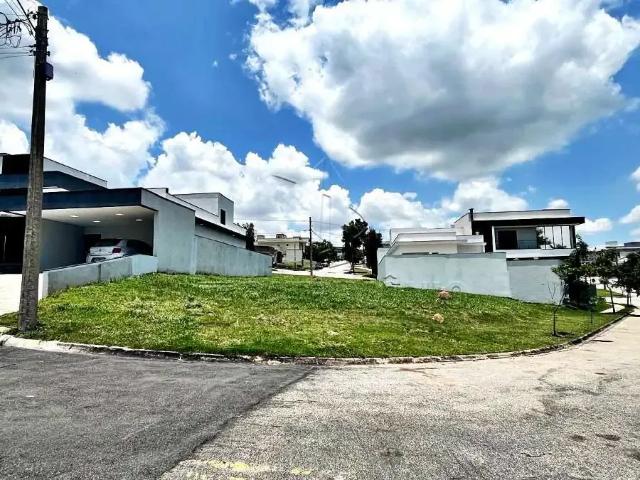 Terreno em Condomínio para Venda em Sorocaba/SP Cajuru do Sul