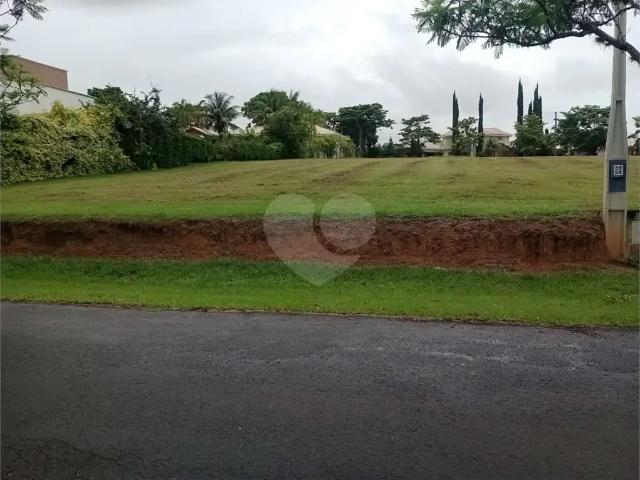Terreno em Condomínio para Venda em Sorocaba/SP Condomínio Vale do Lago