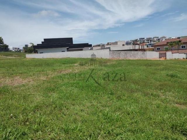Terreno em Condomínio Urbanova Condomínio Colinas do Paratehy 600m²