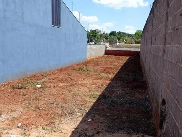 Terreno em Conjunto Residencial Rodolpho Bernardi, Maringá/PR de 10m² à venda por R$ 200.000,00