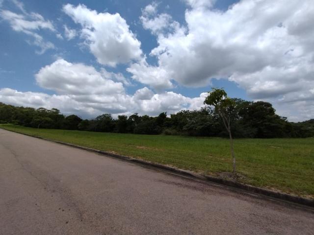 Terreno em, / de 0m² à venda por R$ 352.000,00