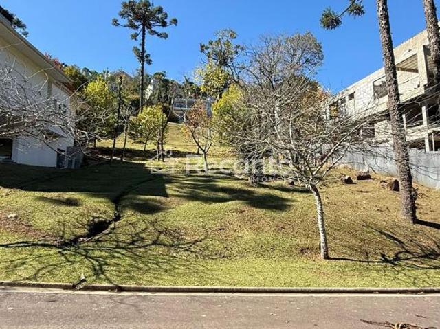 Terreno em, / de 606m² à venda por R$ 1.589.900,00