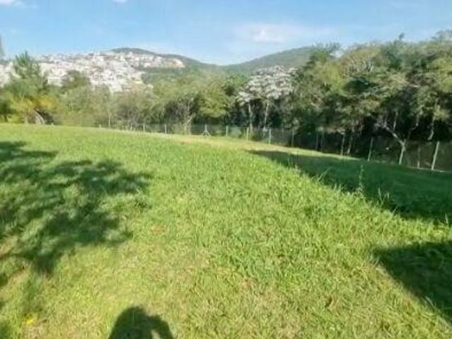 Terreno em declive maravilhoso