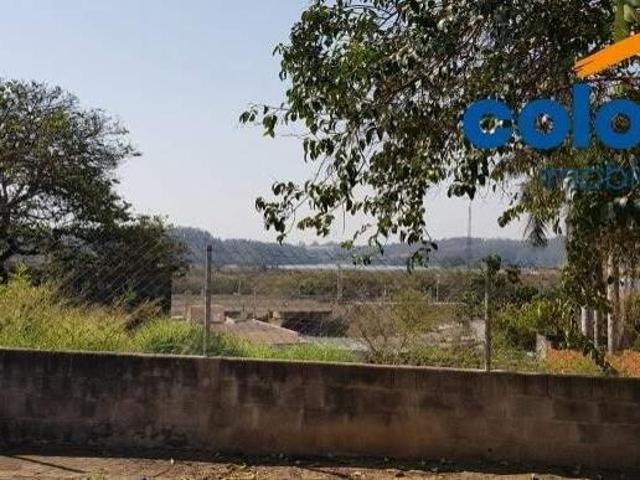 TERRENO EM DECLIVE NO JARDIM FLORESTAL