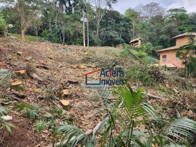 Terreno em Declive Pronto para Construir à venda, 1568 m² Forest Hills Jandira/SP
