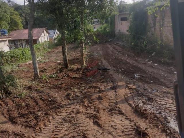 Terreno em Del Rey, São José dos Pinhais/PR de 525m² à venda por R$ 150.000,00