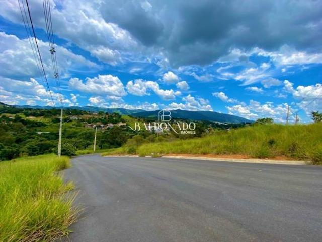Terreno em Extrema MG 456m a venda, ótimo para construção condomínio