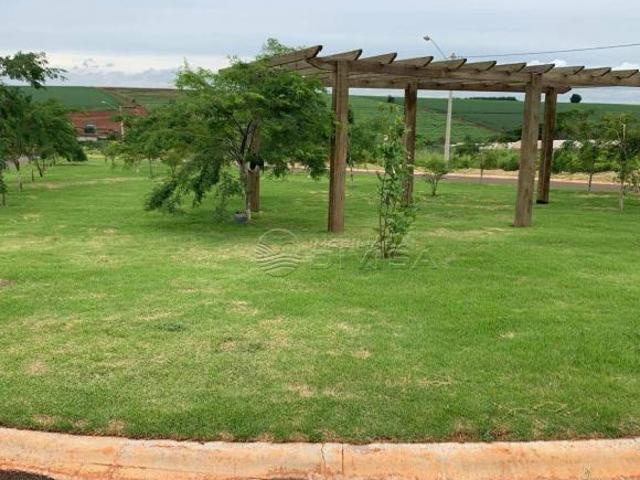 Terreno em, Elias Fausto/SP de 0m² à venda por R$ 180.000,00