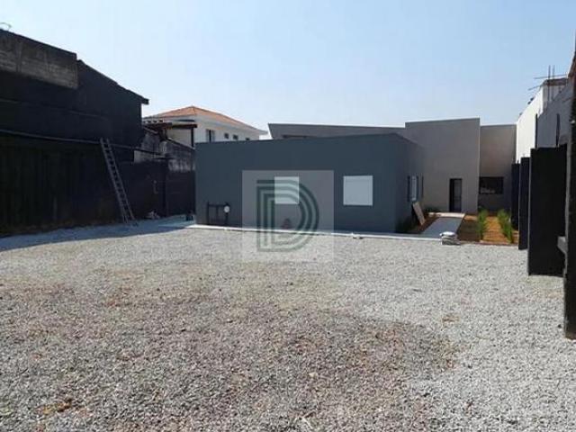 Terreno em Espetacular Localização 1.000m²
