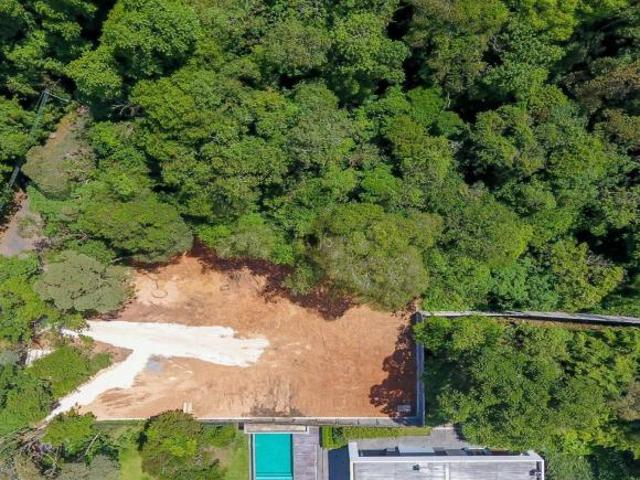 Terreno à venda no Parque Tanguá