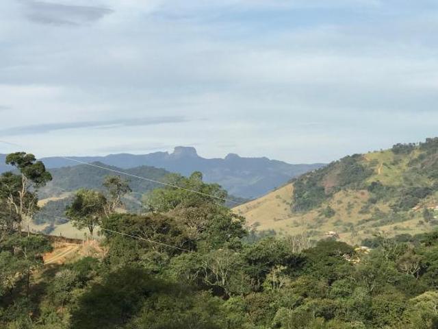 Terreno em Gonçalves com vista para o Baú 5km do centro