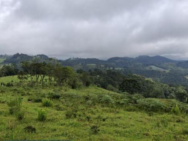 Terreno em Gonçalves MG à venda!