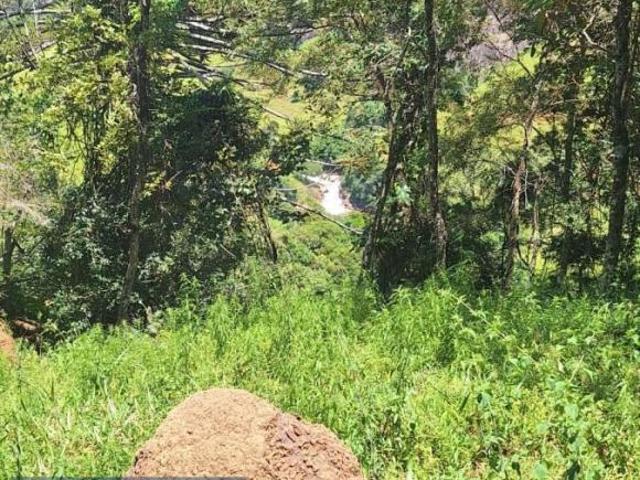 Terreno em Gonçalves MG com Vista para Cachoeira