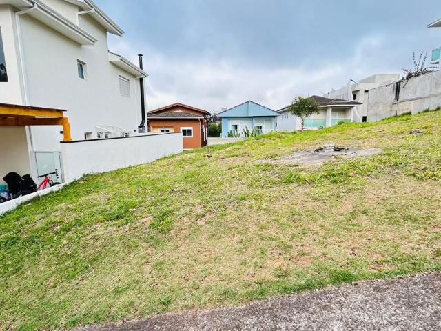 Terreno em Granja Viana, Cotia/SP de 0m² à venda por R$ 397.900,00