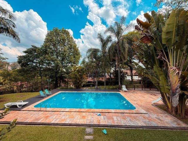 Terreno em Granja Viana, Cotia/SP de 285m² 4 quartos à venda por R$ 1.249.900,00