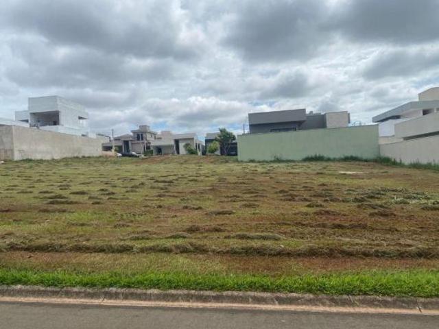 Terreno em Higienópolis, Araçatuba/SP de 950m² à venda por R$ 950.000,00