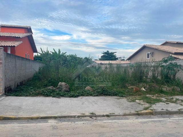Terreno em Itapeba, Maricá/RJ de 372m² à venda por R$ 84.000,00