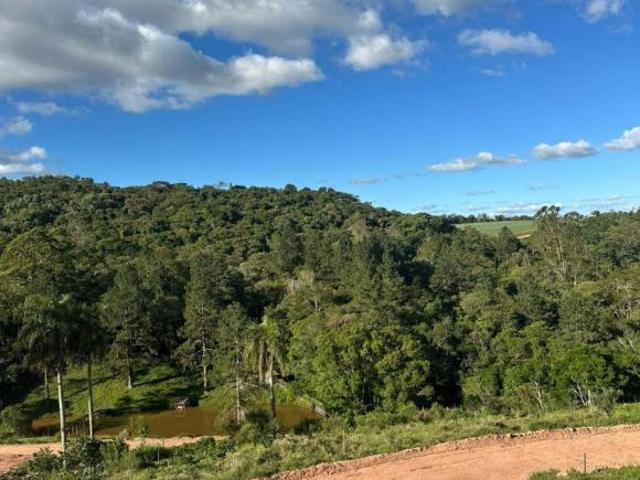 Terreno em Ibiúna com ambiente ideal para descanso