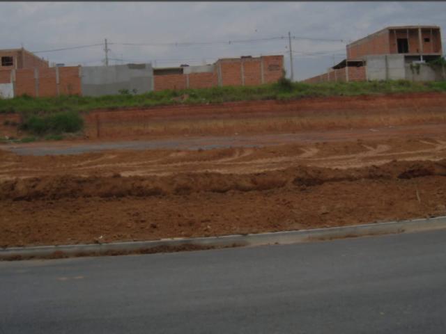 Terreno em Iporanga, Sorocaba/SP de 471m² à venda por R$ 335.297,10