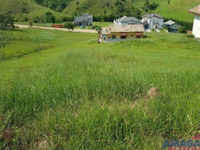 Terreno em Jacareí, no bairro Condomínio Parque Vale dos Lagos, à venda