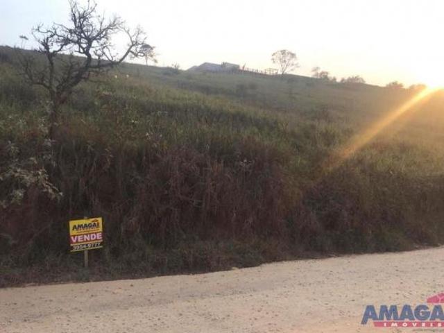 Terreno em Jacareí, no bairro Sao Silvestre, à venda