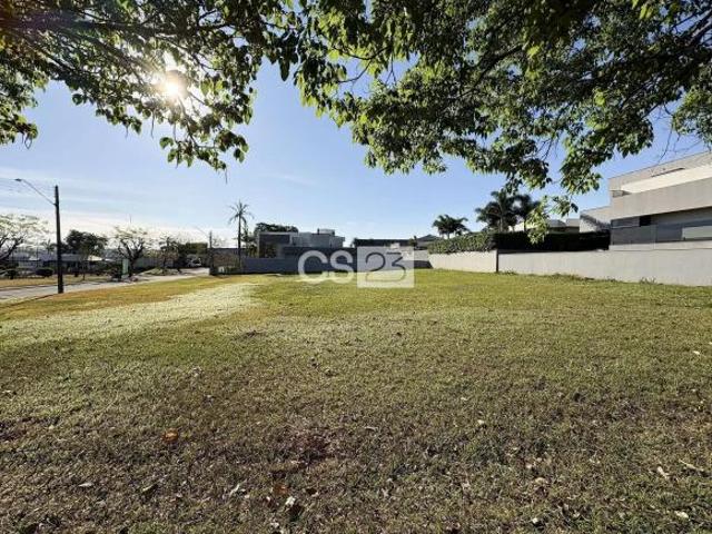 Terreno em Jardim Tarobá, Cambé/PR de 695m² à venda por R$ 900.000,00