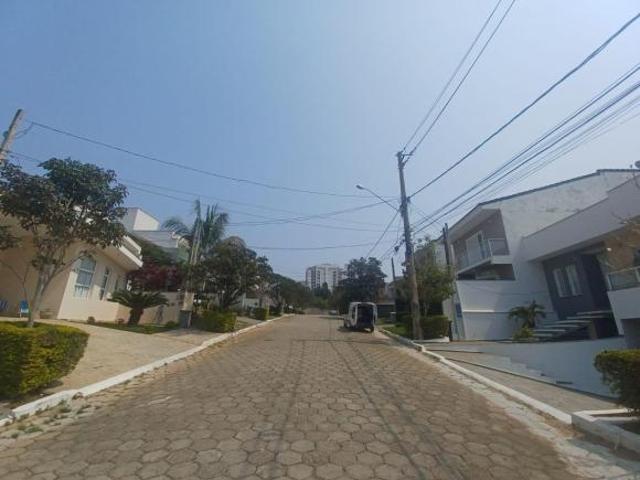 Terreno em Jardim União, Votorantim/SP de 300m² à venda por R$ 220.400,00