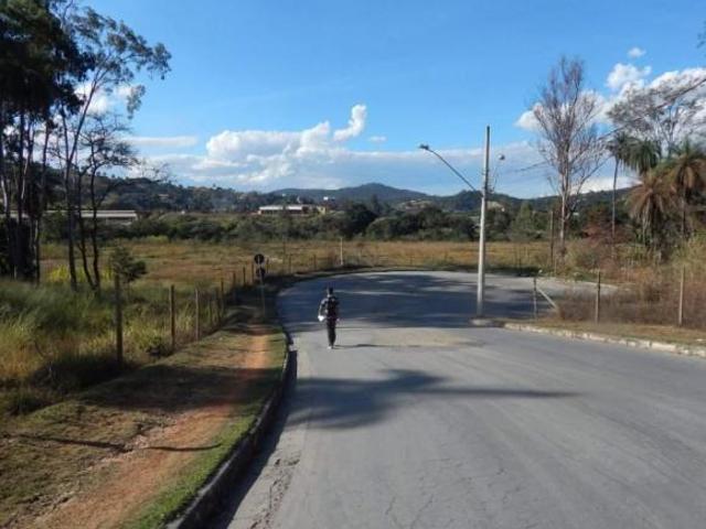 Terreno em Jardim Vitória, Belo Horizonte/MG de 360m² à venda por R$ 199.375,00