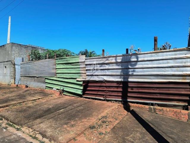 Terreno em Jardim Bom Jesus, Rio das Pedras/SP de 360m² à venda por R$ 249.000,00