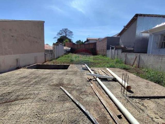 Terreno em Jardim Dona Nicota de Barros, Botucatu/SP de 386m² à venda por R$ 229.000,00