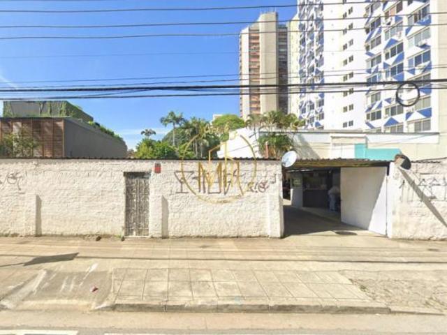 Terreno em Jardim Europa, São Paulo/SP de 1000m² à venda por R$ 15.000.000,00