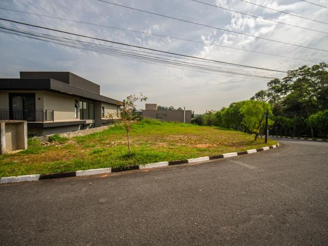 Terreno em Jardim Indaiá, Embu das Artes/SP de 0m² à venda por R$ 699.900,00