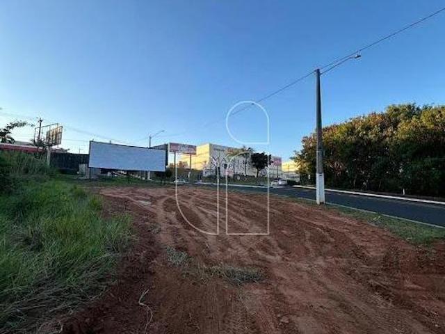 Terreno em Jardim Marina Marília