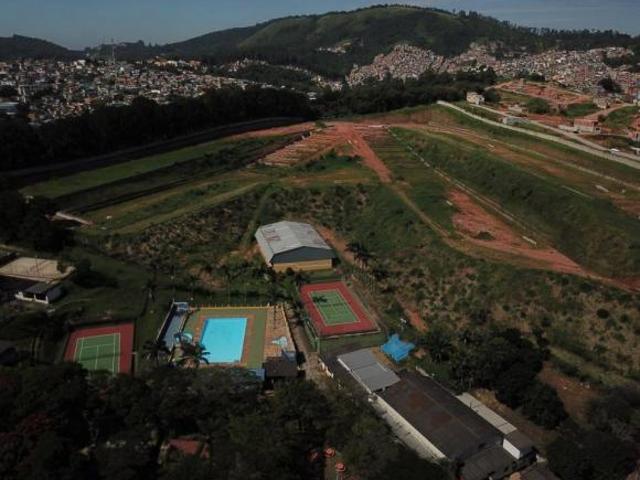 Terreno em Jardim Santa Maria Nova Veneza, Sumaré/SP de 161000m² à venda por R$ 89.000.000,00