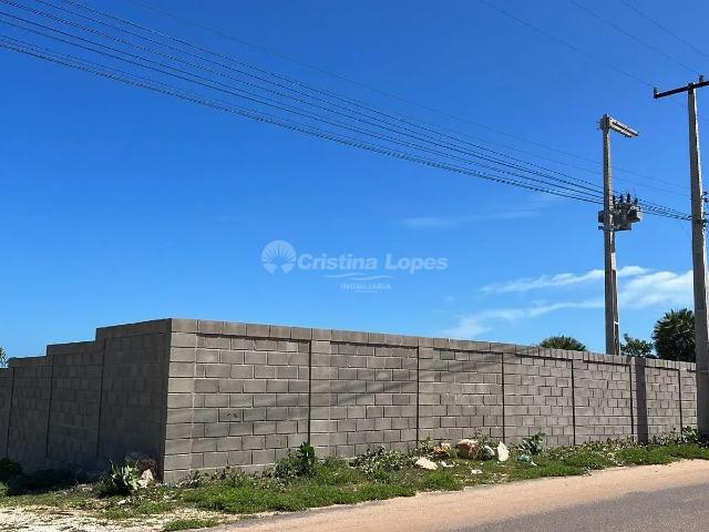 Terreno em, Luís Correia/PI de 200m² à venda por R$ 89.900,00