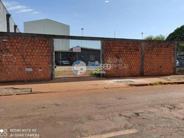 Terreno em Leonor, Londrina/PR de 10m² à venda por R$ 900.000,00