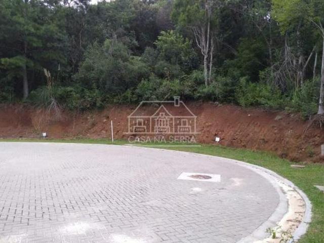 TERRENO EM LOTEAMENTO DE ALTO PADRÃO