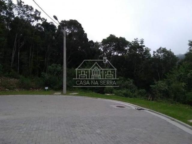 TERRENO EM LOTEAMENTO DE ALTO PADRÃO